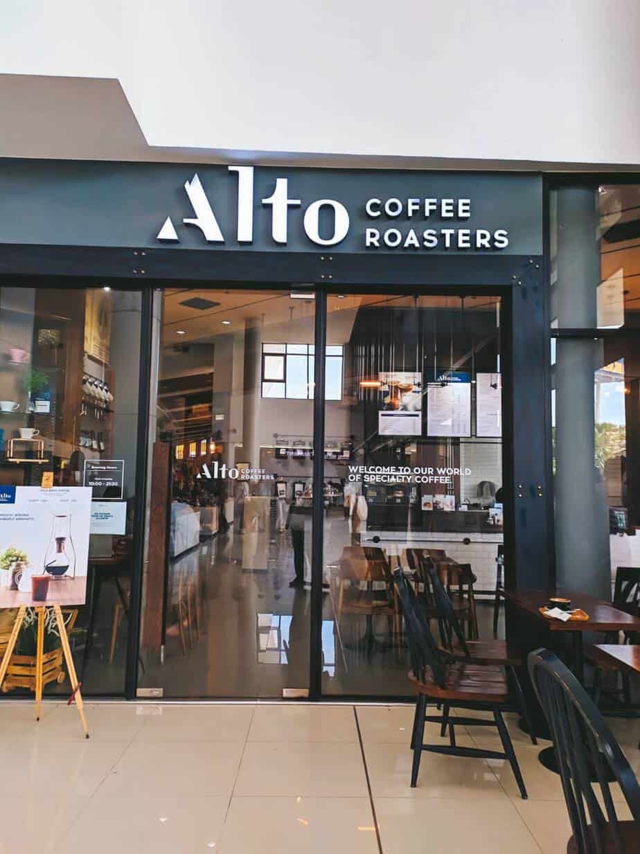 Alto Coffee Roasters บรรยากาศร้านกาแฟดี ๆ ท่ามกลางความวุ่นวายของชาไข่มุก